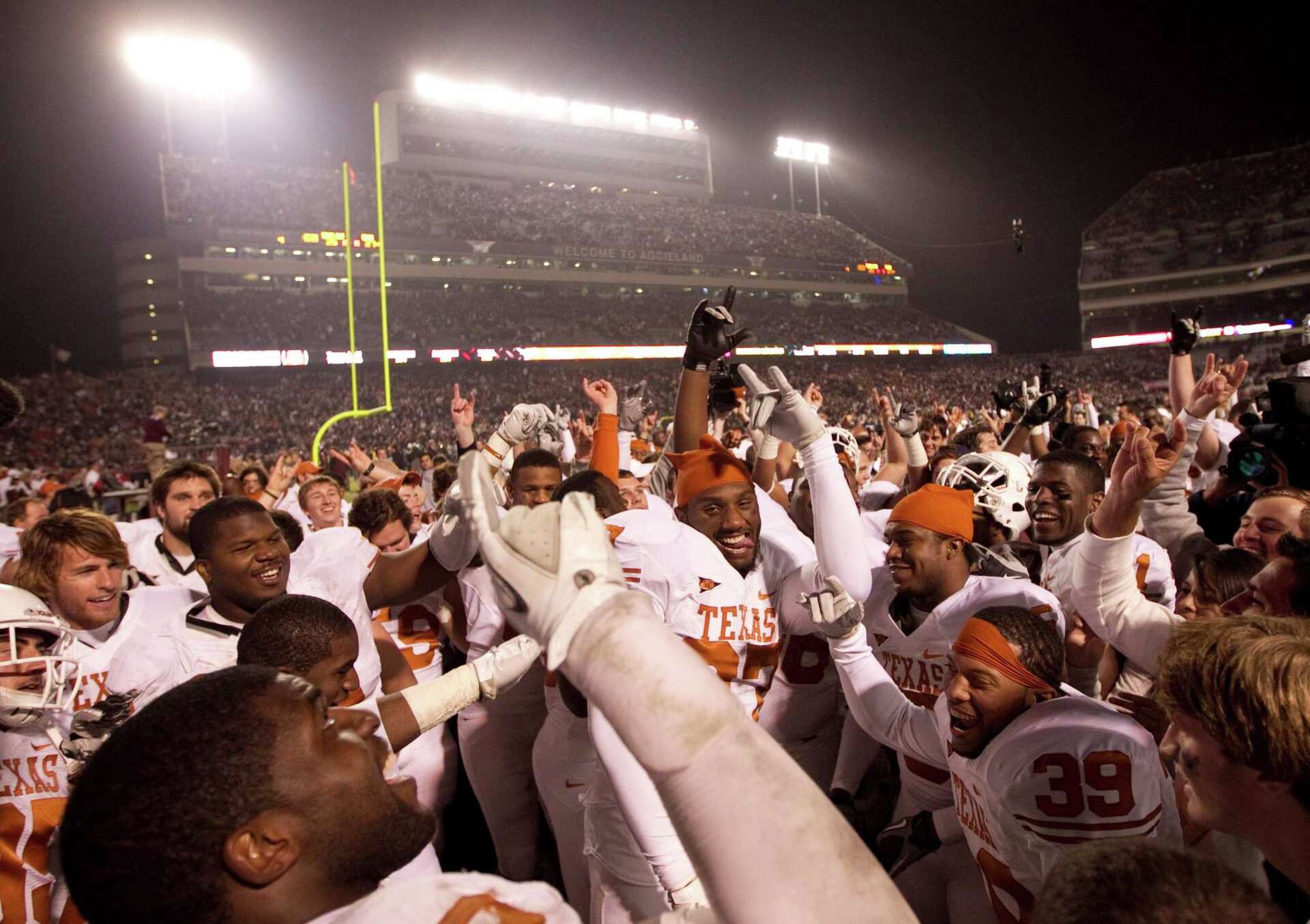 Texas vs Texas A&M: Why Longhorns will — and won't — beat Aggies, make ...