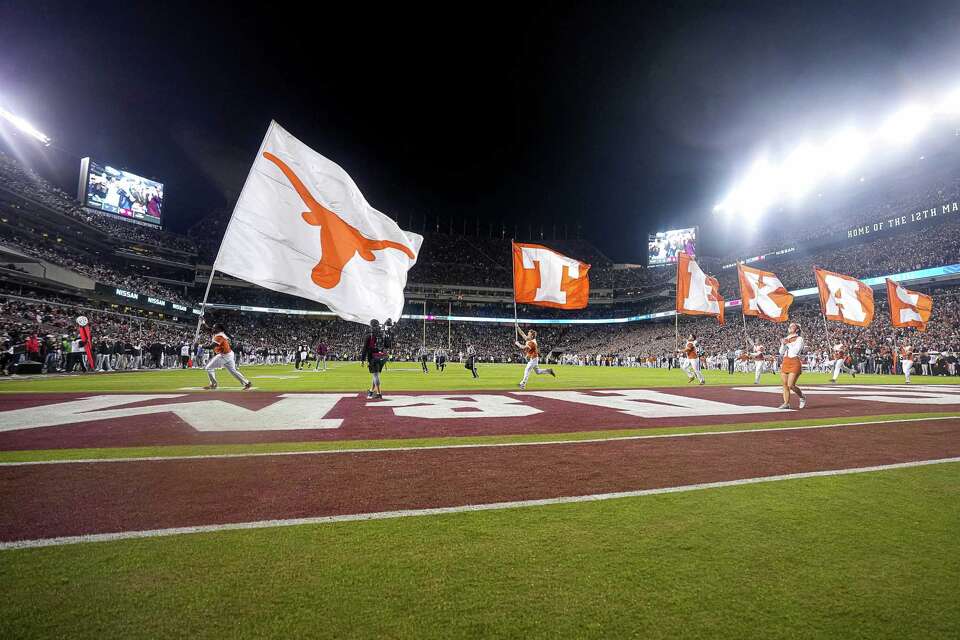 SEC announces Texas Longhorns football conference foes through 2029