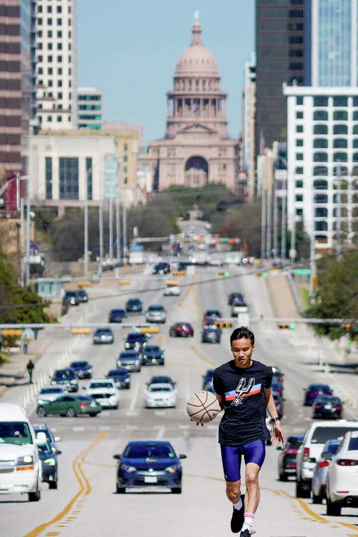 Austin's Ben Duong hopes to run, dribble to glory at Austin Marathon