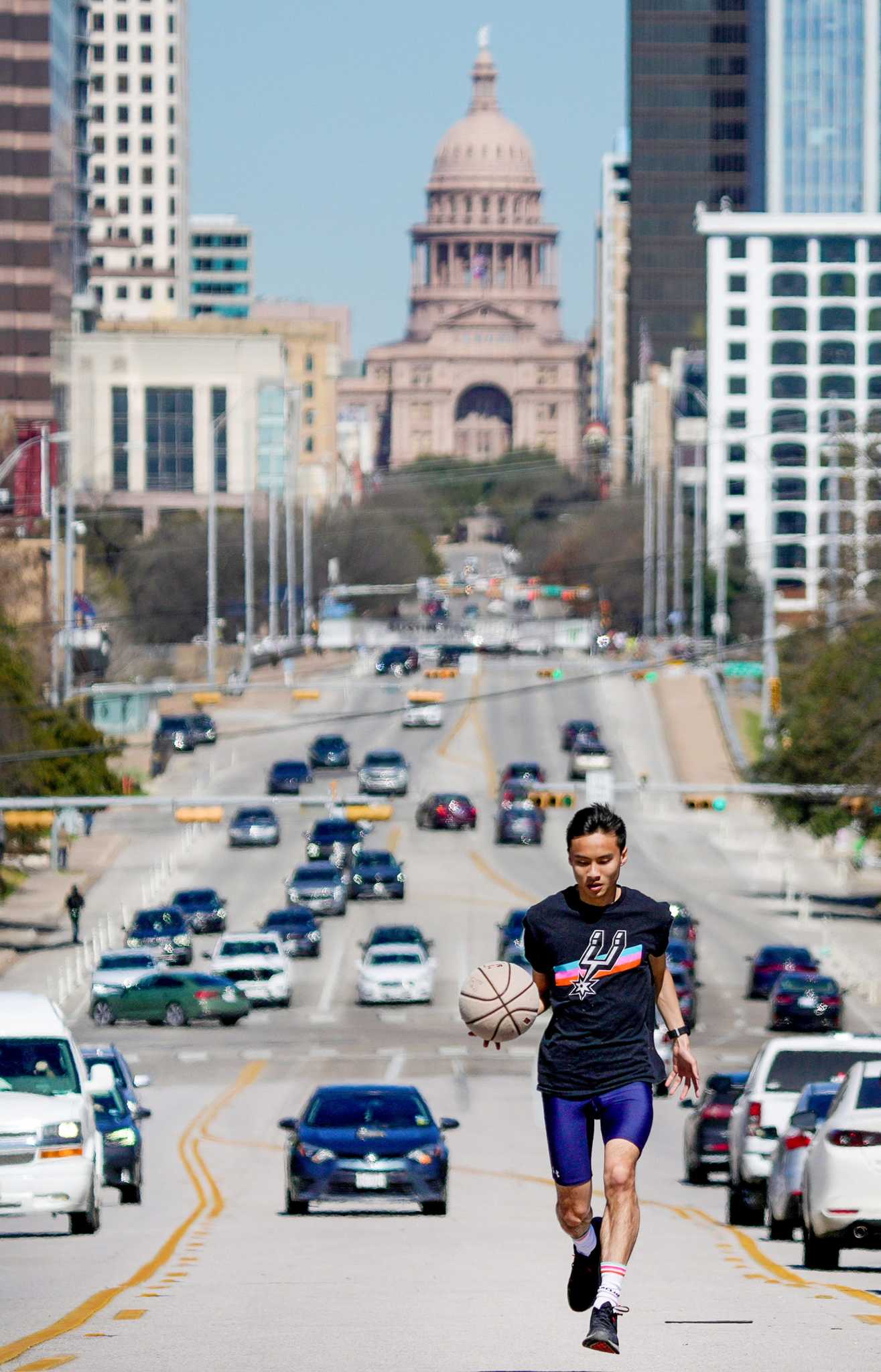 Austin's Ben Duong hopes to run, dribble to glory at Austin Marathon