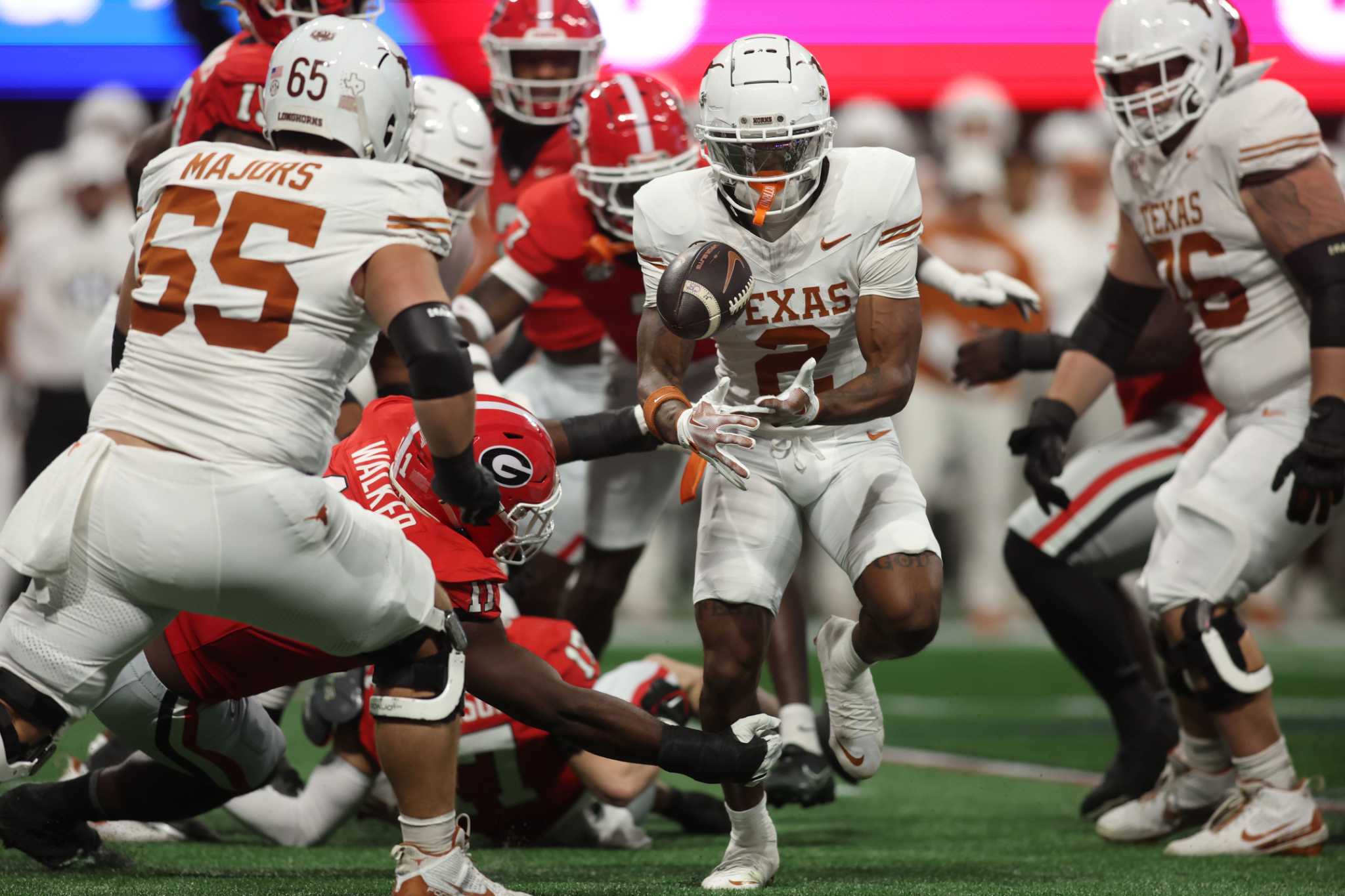 Texas football in transfer portal: How does it work? Deadlines to know