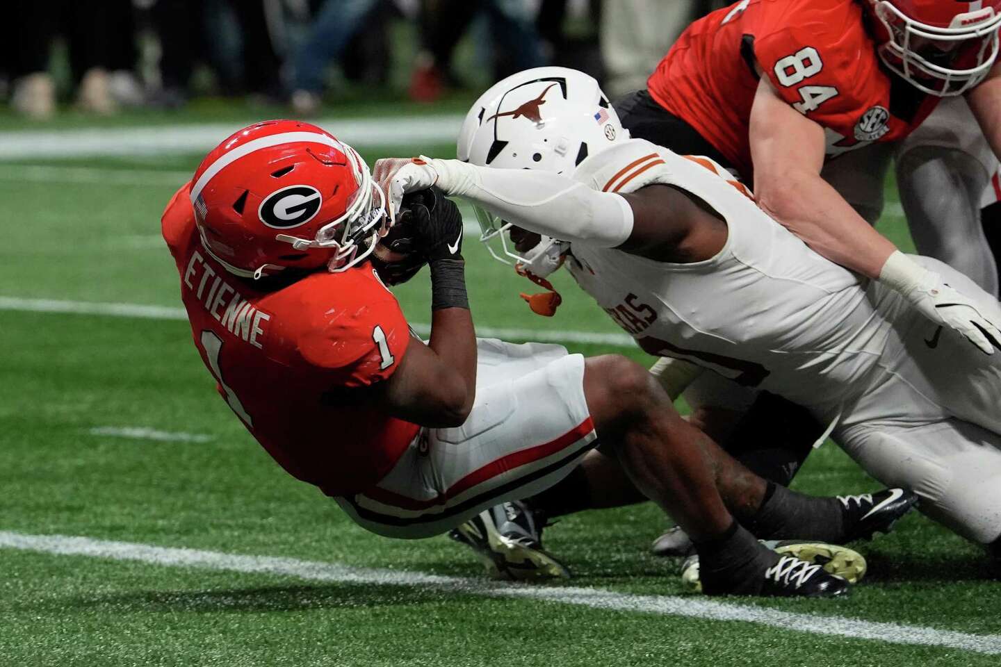 Texas football gets an even hungrier LB Anthony Hill in 2025 season