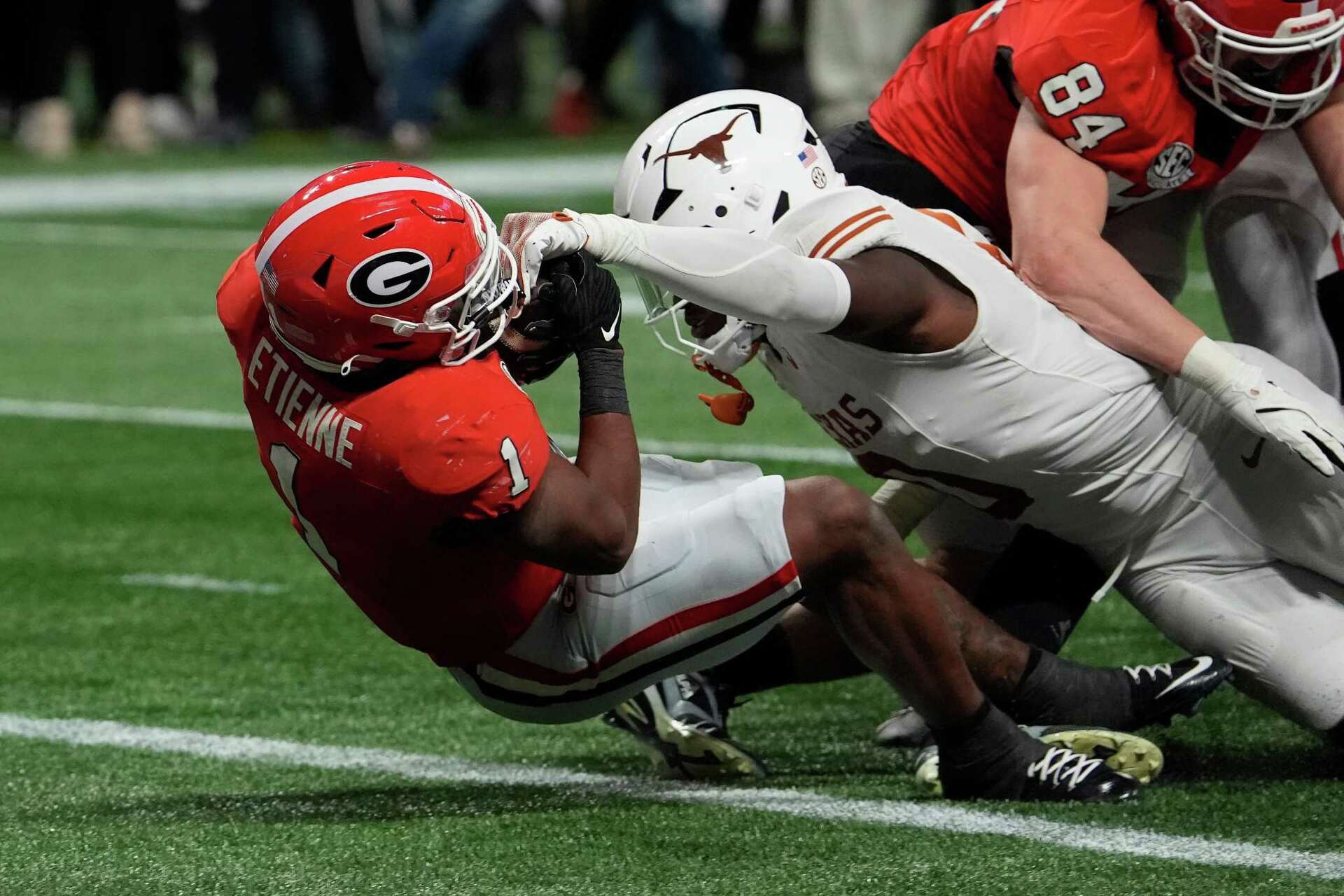 Texas football gets an even hungrier LB Anthony Hill in 2025 season