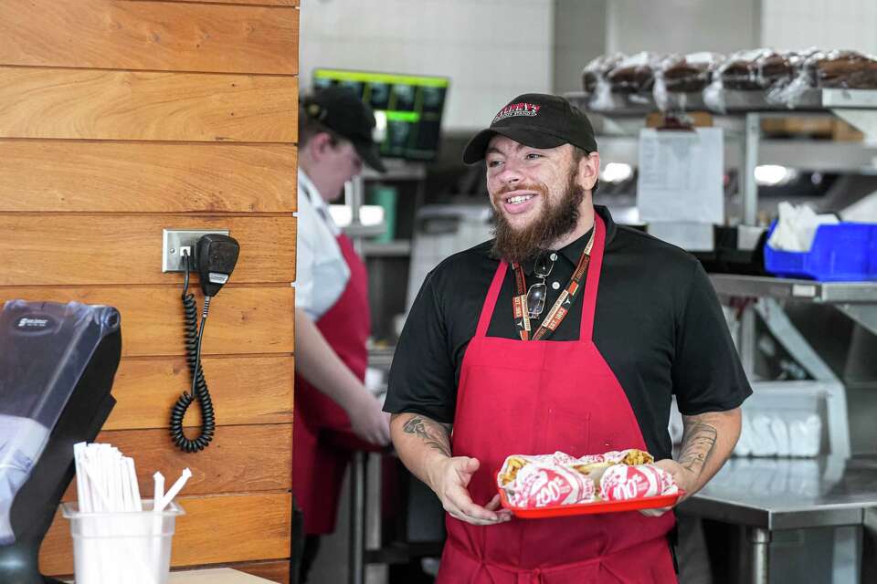 P. Terry's to donate 100% of Saturday's profits to Austin families