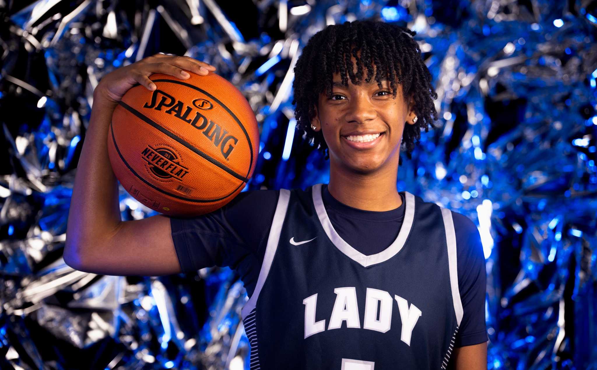 Faces off the field: Meet Niyah Waters, junior guard, Hendrickson