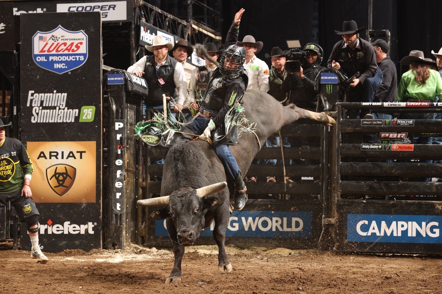 Austin Gamblers ring in new year with a PBR championship celebration