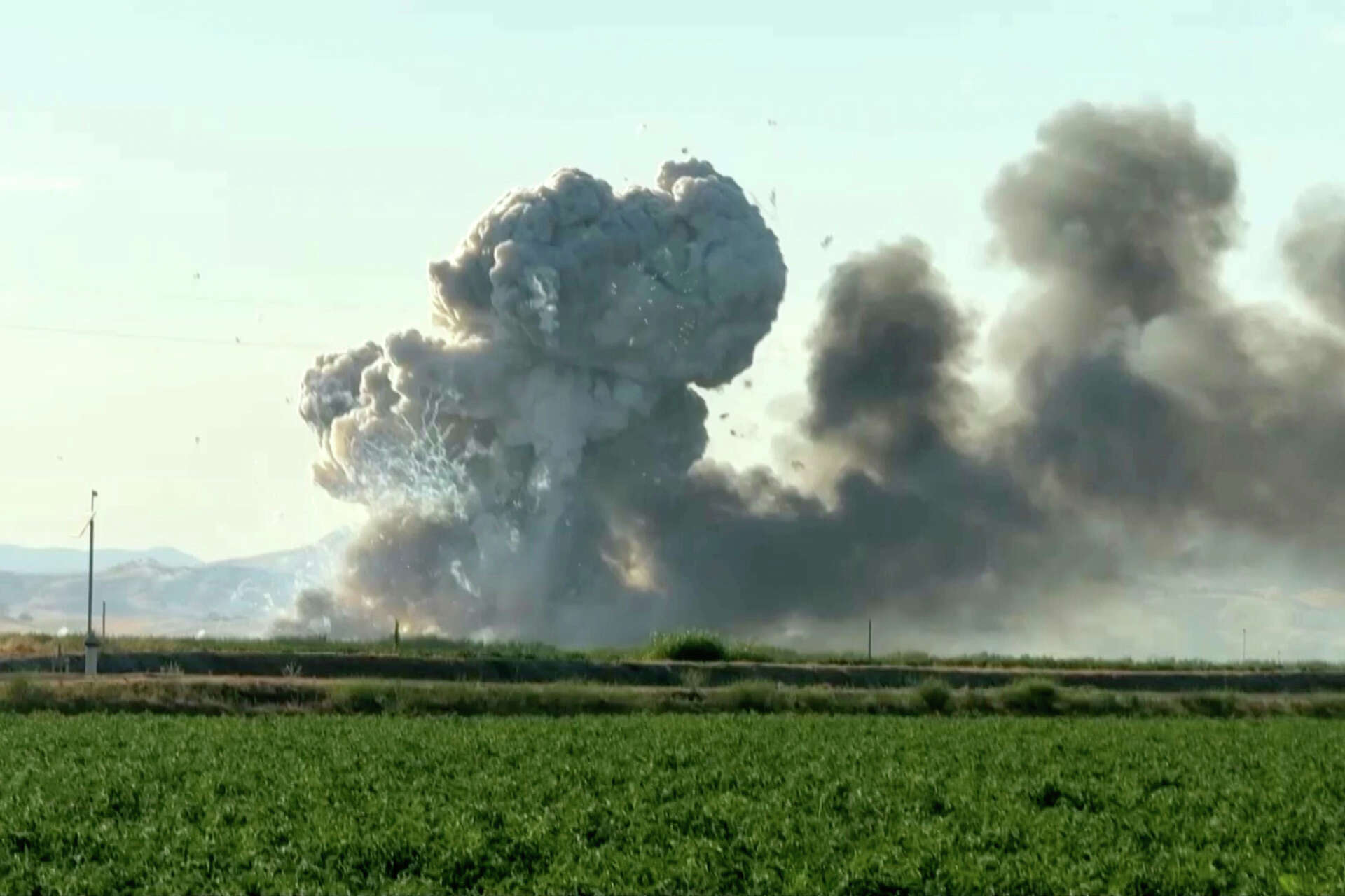 Family members identify victims of Esparto fireworks explosion