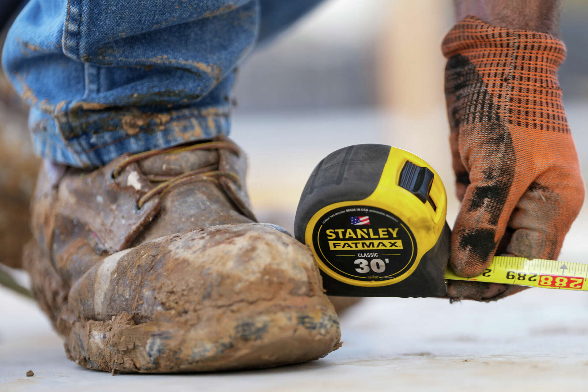 Undocumented Houston construction workers face rising risks