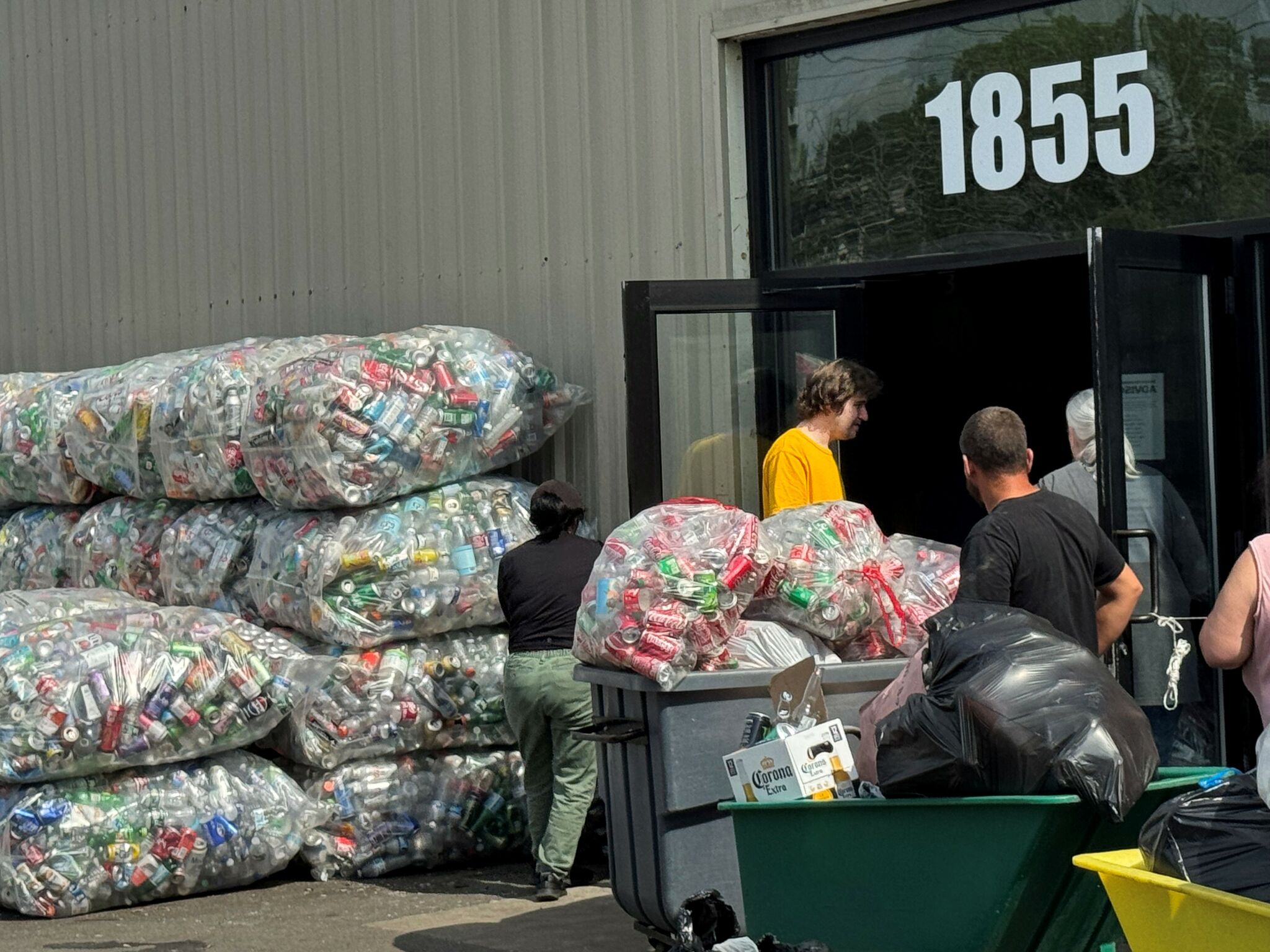 New Connecticut law looks to discourage bottle redemption fraud