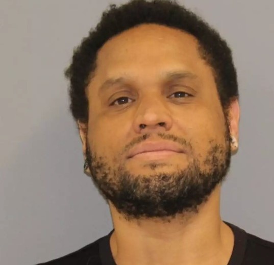 Former CT teacher accused of inappropriate behavior arrested again