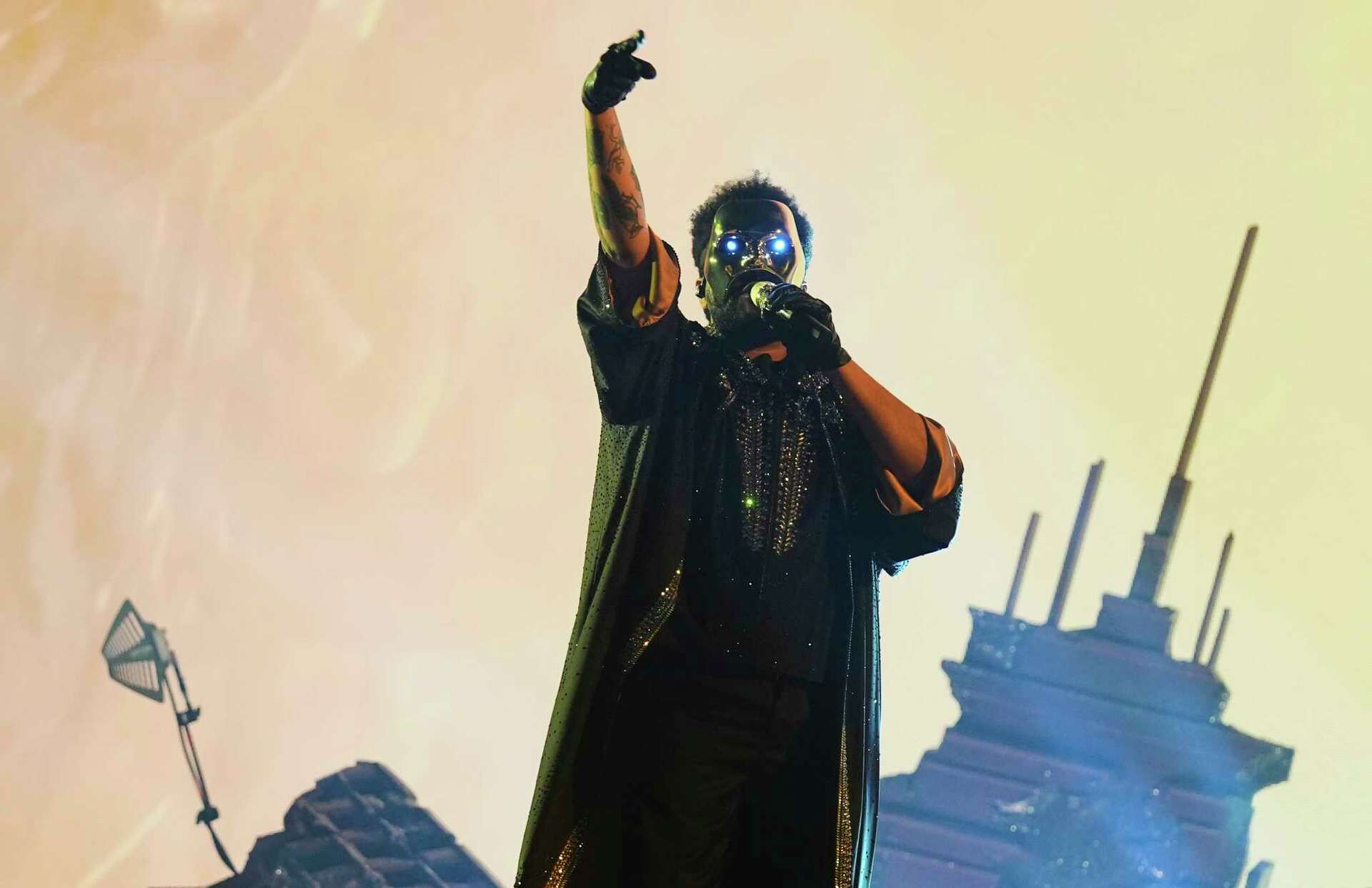 The Weeknd at Levi’s Stadium: Transportation, parking, setlist, more