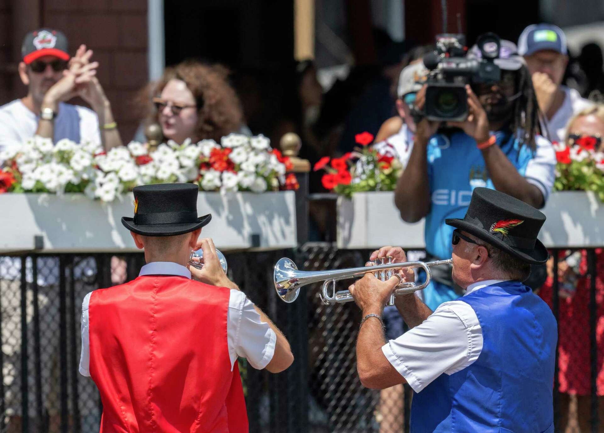 Saratoga track buglers Tony and Carson Gambaro bring flair to the job