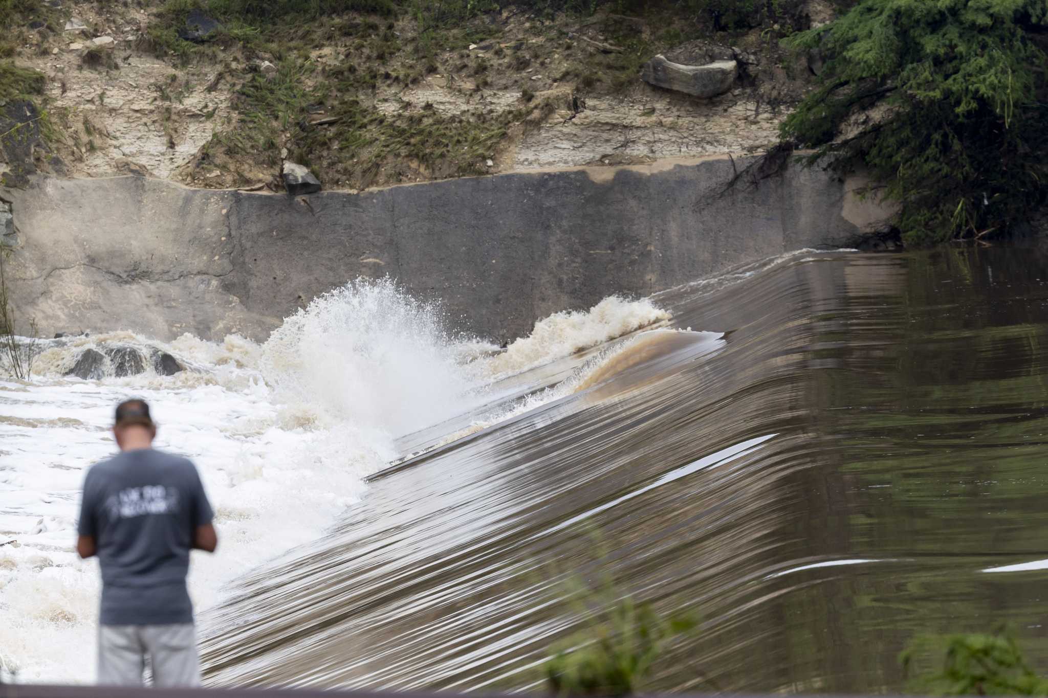 Crews to focus on Kerr County lake flood victims search continues