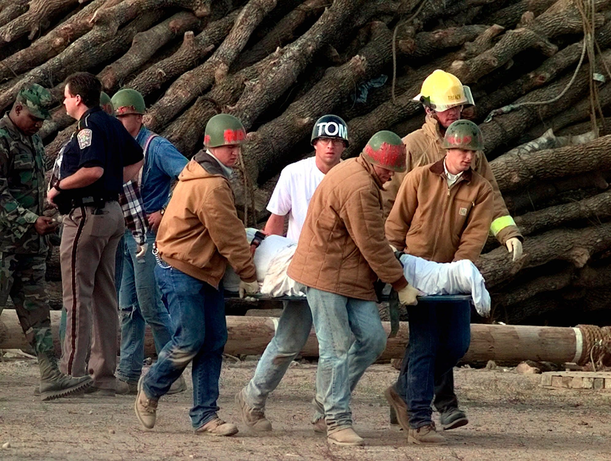Texas A&M marks 20 years since bonfire collapse killed 12