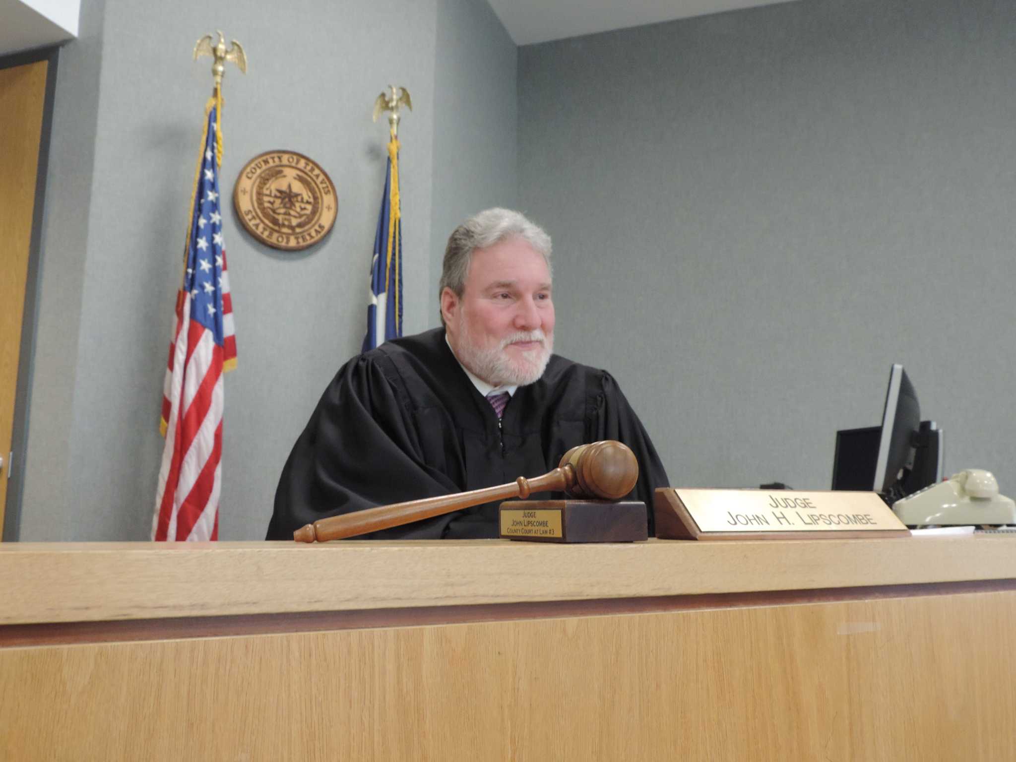 State ethics agency rebukes Travis judge