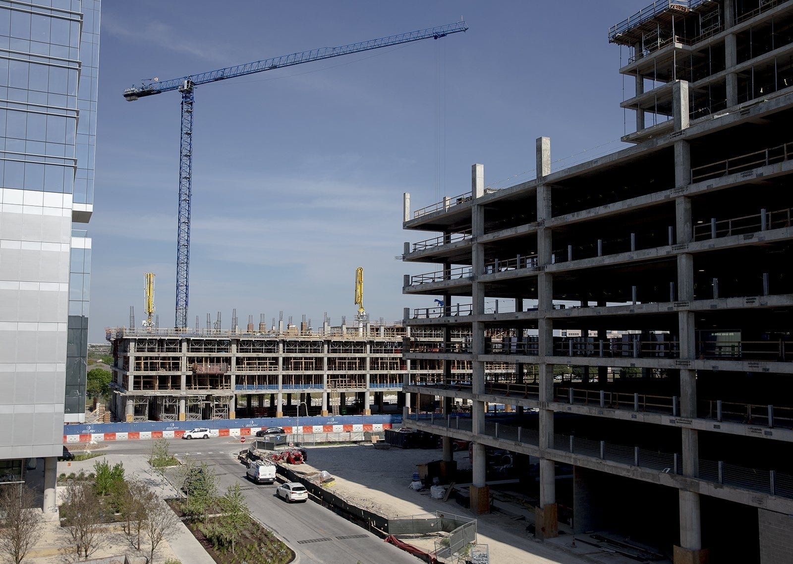 Amazon adding 800 jobs at Austin hub