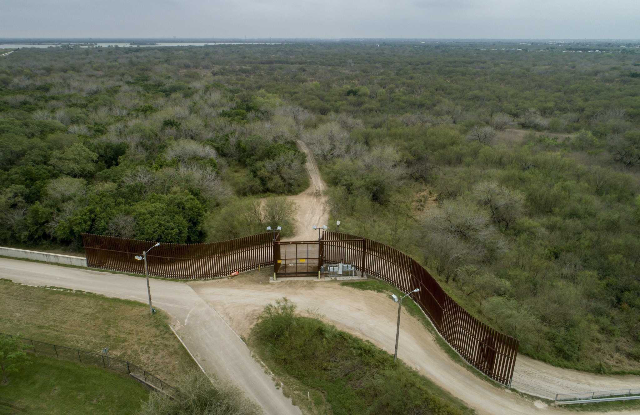 Gates to plug gaps in border fencing