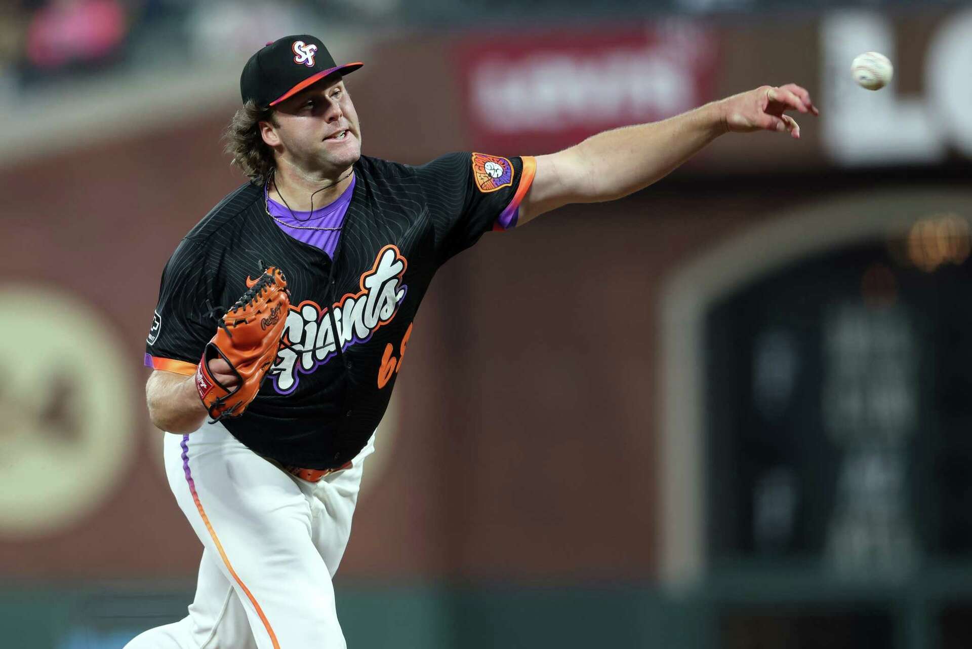 Giants place left-handed reliever Erik Miller on IL with elbow issue