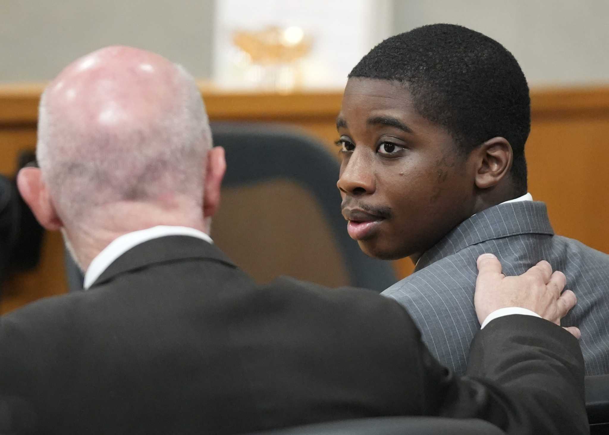 Witness: De'ondre White dyed hair after fatal Sixth Street shooting