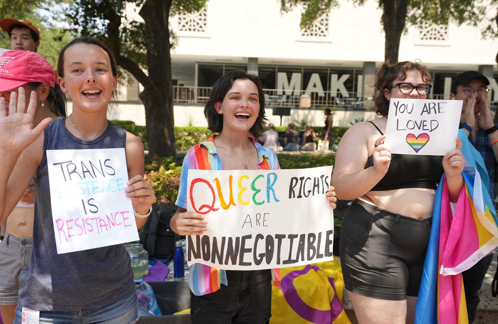 UT, Austin students upset by anti-LGBTQ protesters on campuses