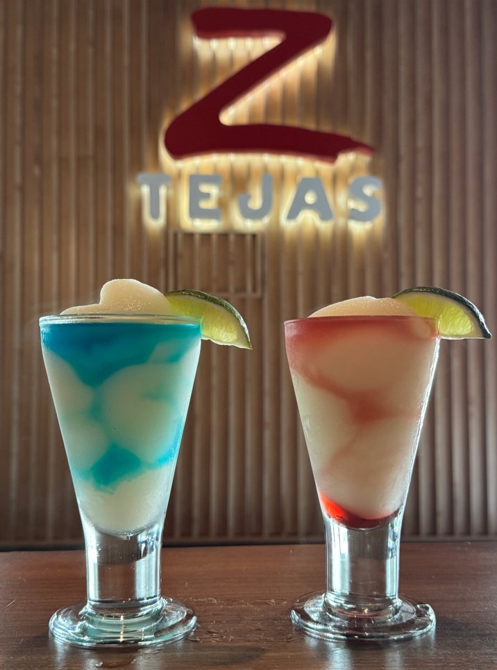 Texas Rangers vs Arizona Diamondbacks: Z'Tejas celebrates World Series