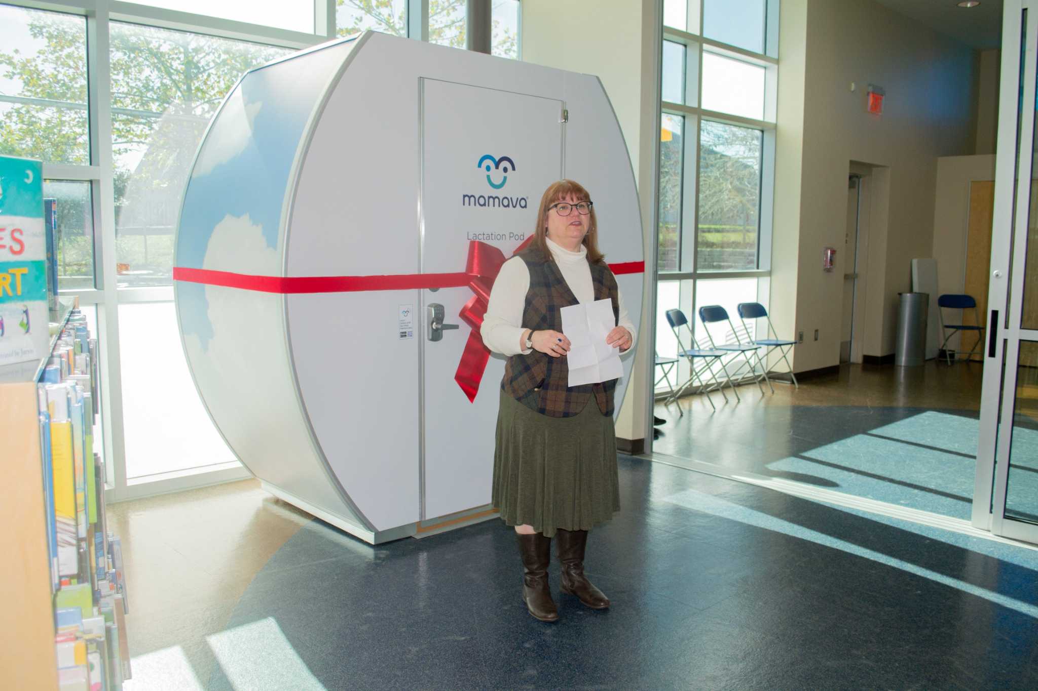 Pflugerville library unveils nursing pod