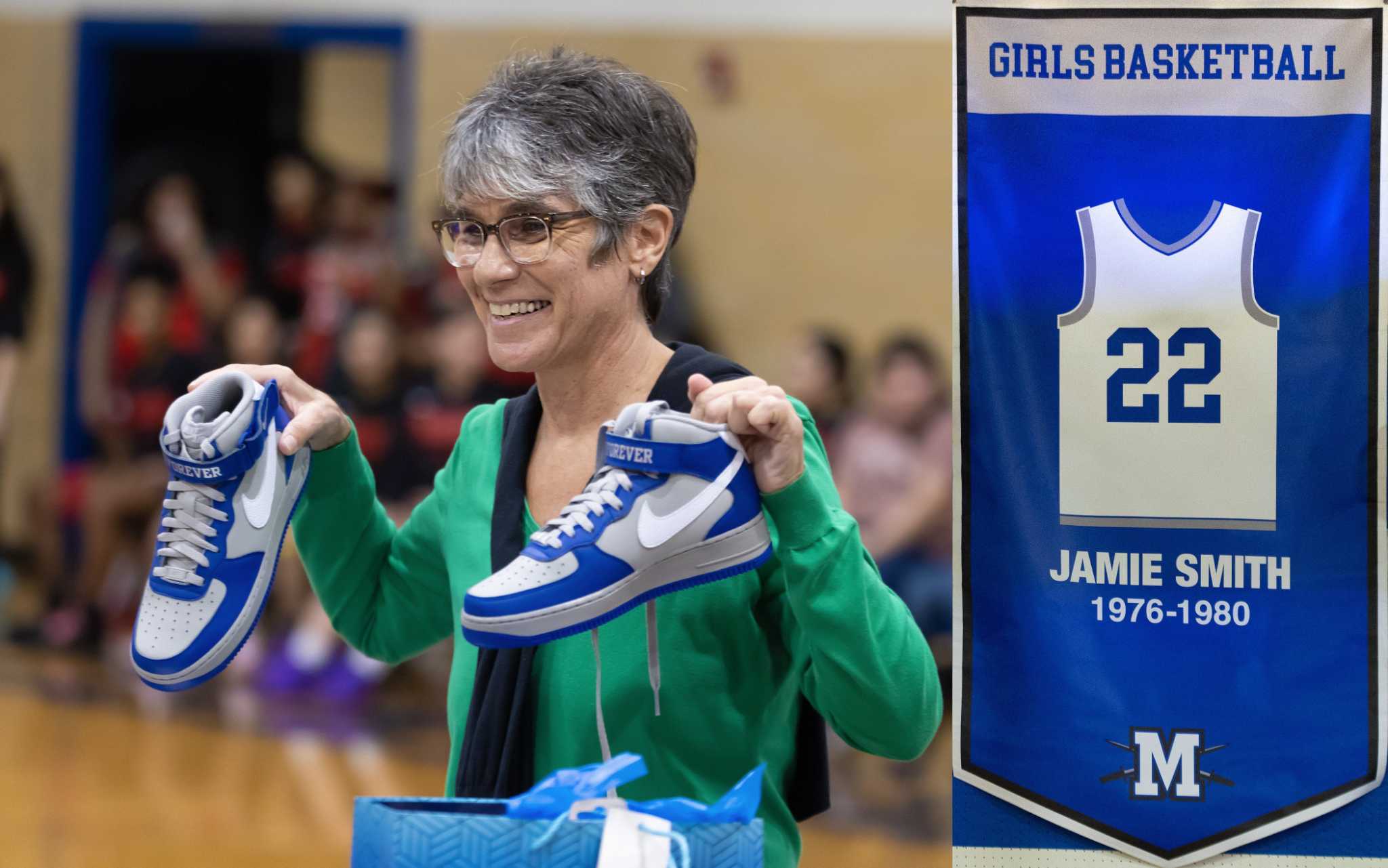 McCallum retires girls basketball trailblazer Jamie Smith's jersey