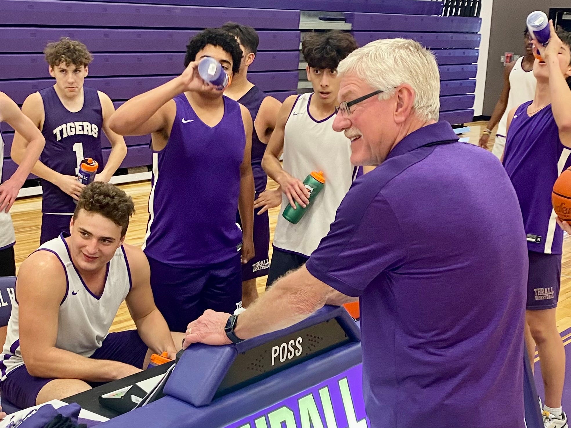 One year a 11-14 season, Thrall basketball is in the state tournament