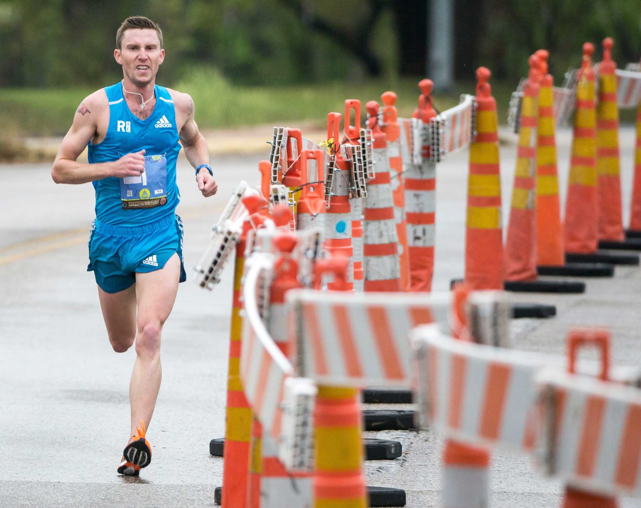 Runners describe challenge of beating 30 minutes in Statesman Cap10K