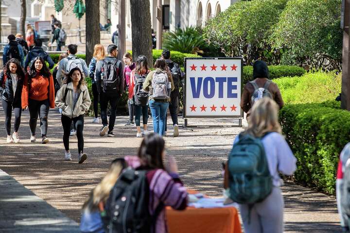 Request absentee ballot in Texas, see deadline for mail-in ballot