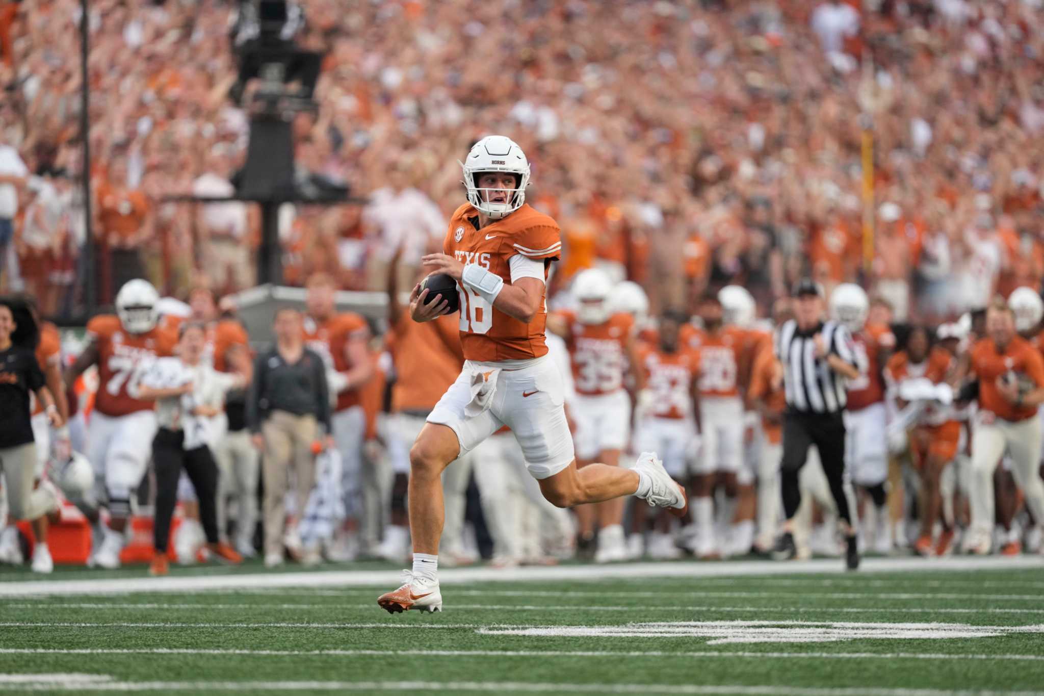 Arch Manning's top speed went viral for Texas football. Here's why