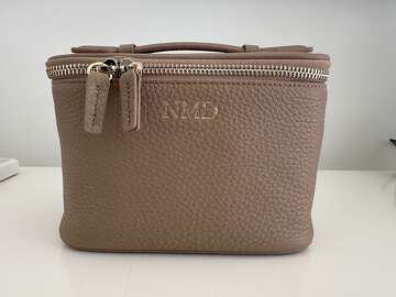 Leatherology Train Case review: Quiet luxury meets functional design