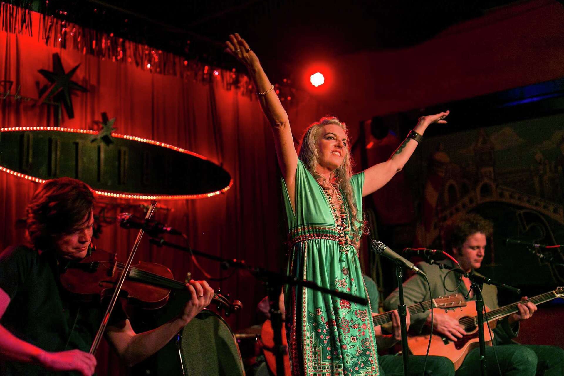 Continental Club commemorates Toni Price, Austin singer who died at 63