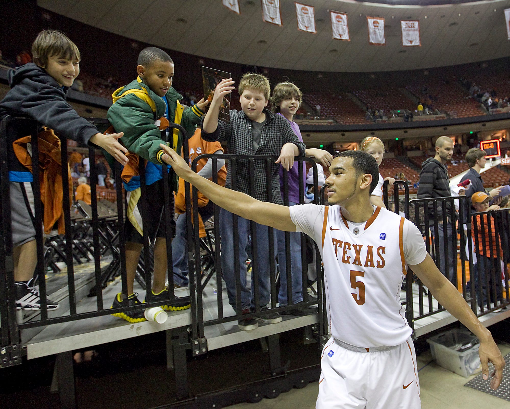 This date in Texas history: Cory Joseph beats the buzzer and North Carolina