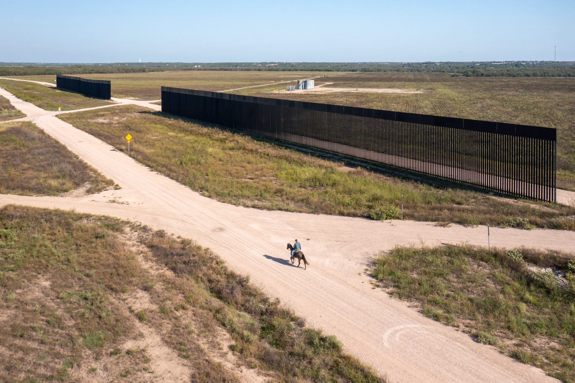 Texas' border wall: Remote areas, landowners obstacles to completion