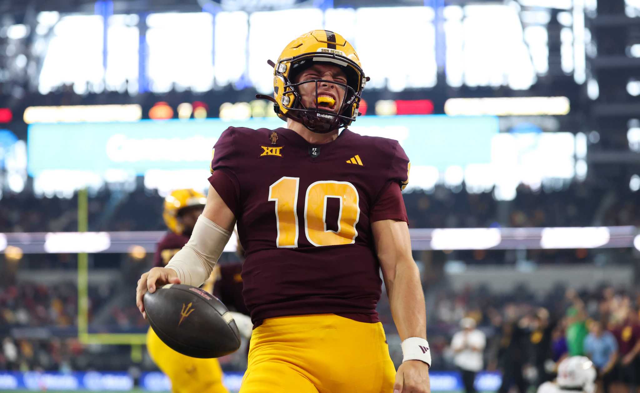 Arizona State's Sam Leavitt out to 'prove why he's the better QB ...