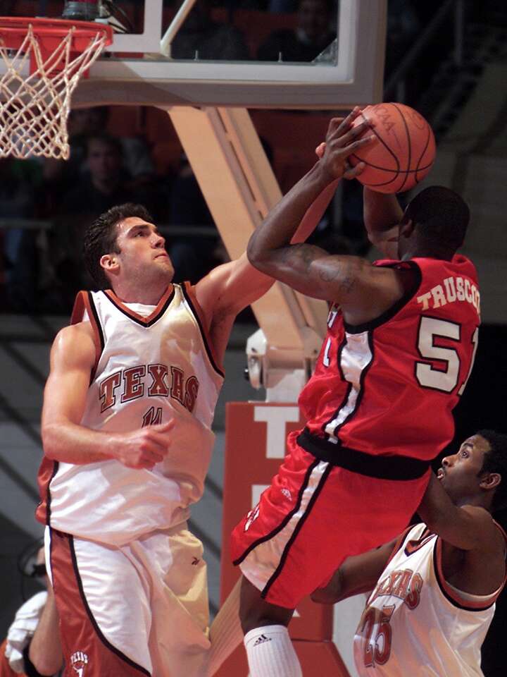 UT Longhorns basketball history of signing local stars like Bo Ogden