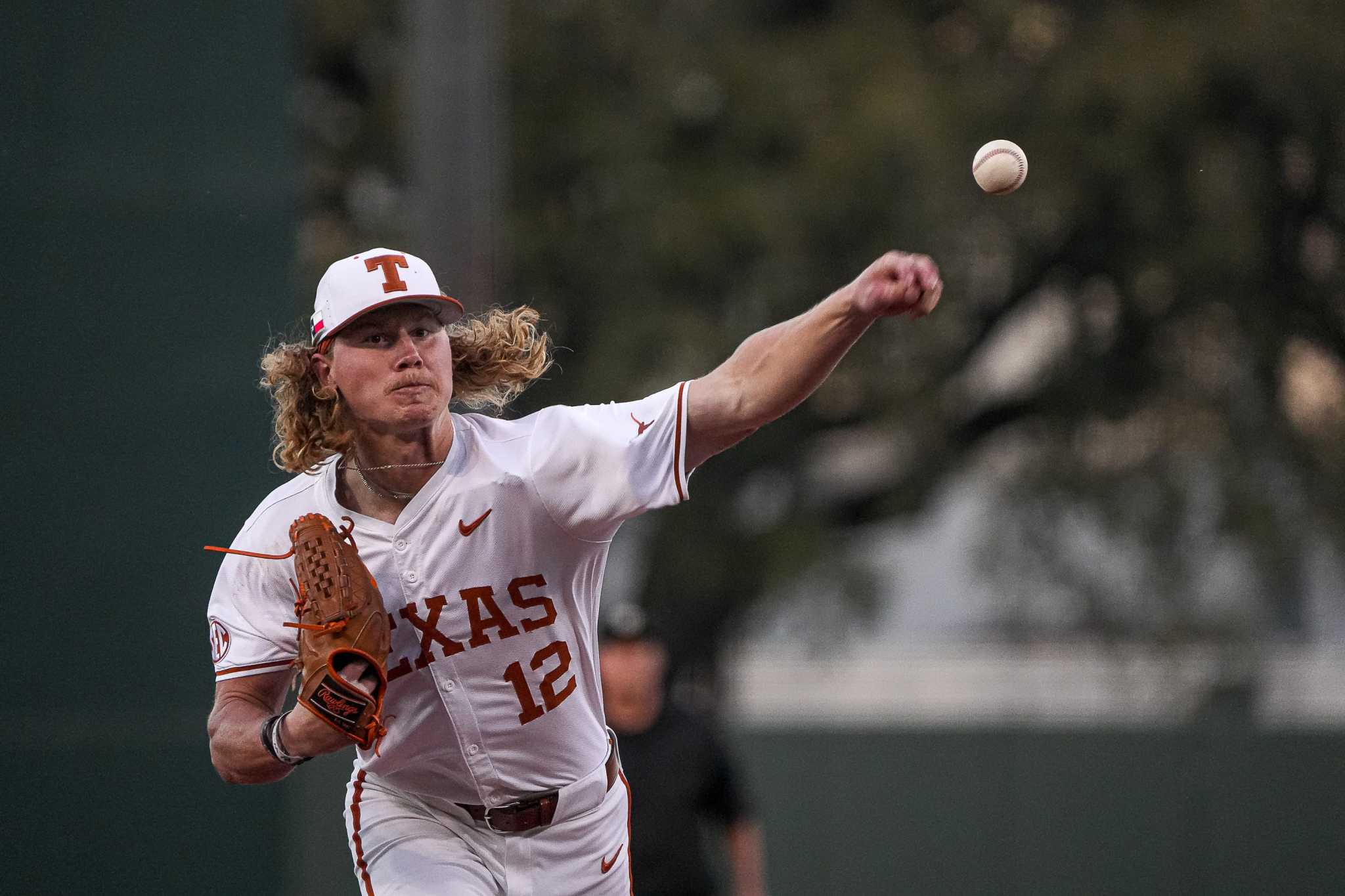 Texas pitchers issuing walks as SEC play gets underway
