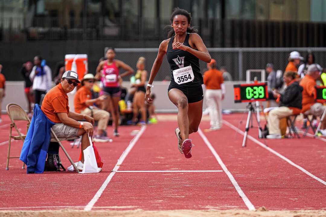 LBJ relay team among big winners on final day of Texas Relays meet
