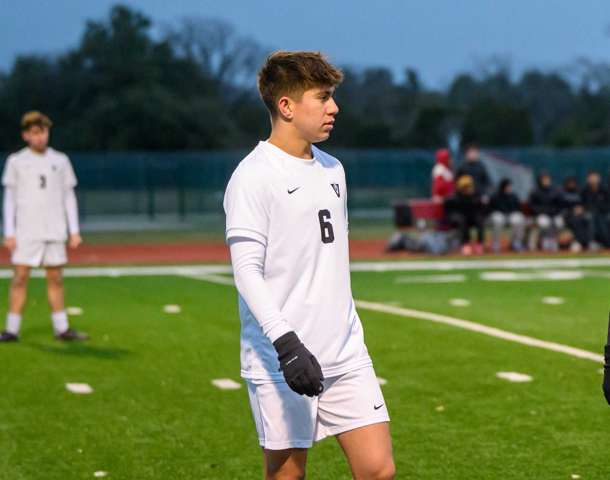 UIL boys soccer: Top 15 power rankings and report for the Austin area