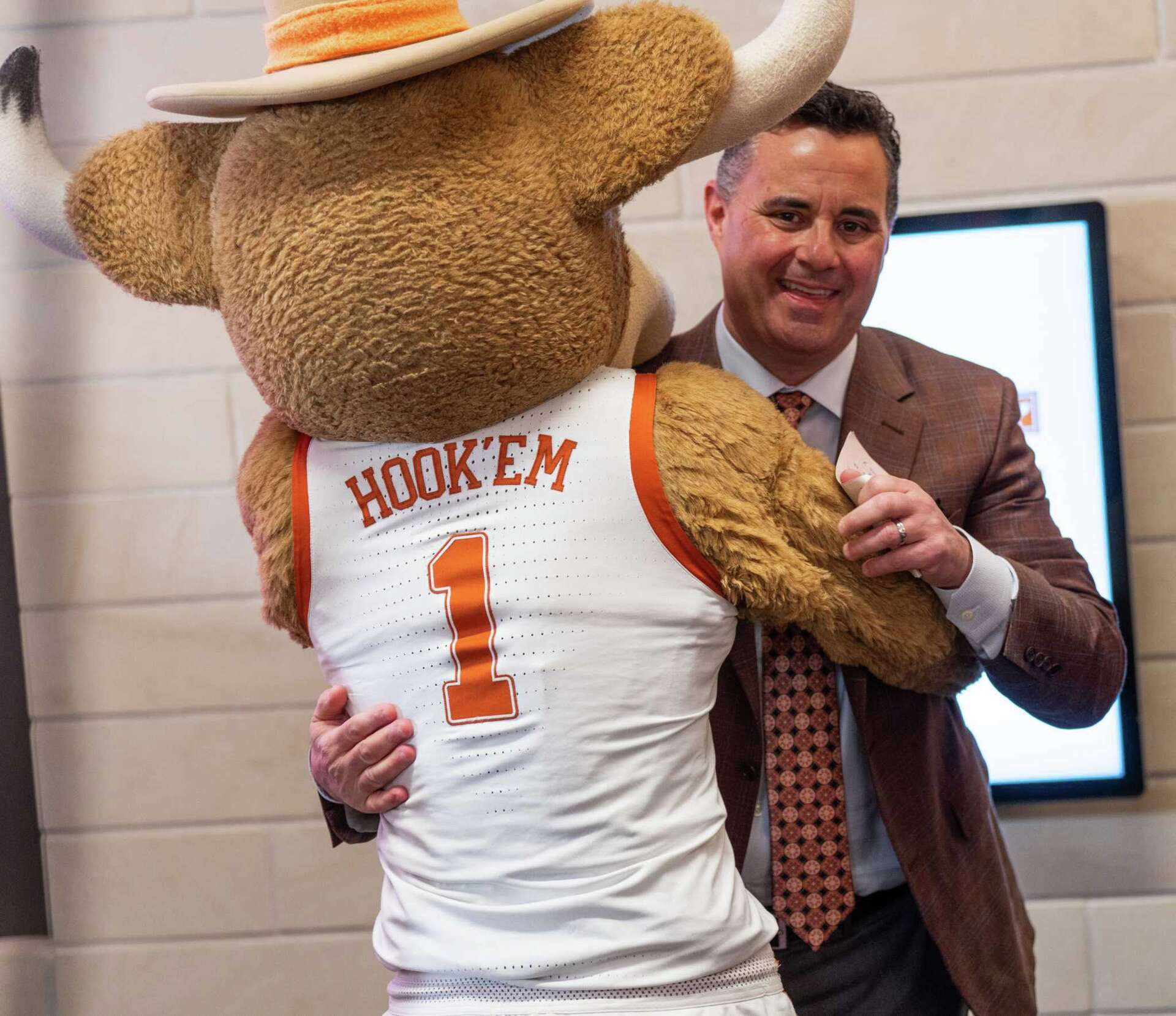 Texas basketball: What new coach Sean Miller said about putting ...