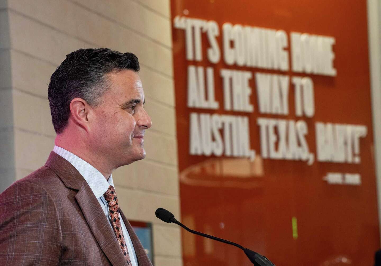 Texas basketball: New coach Sean Miller expectations for Texas