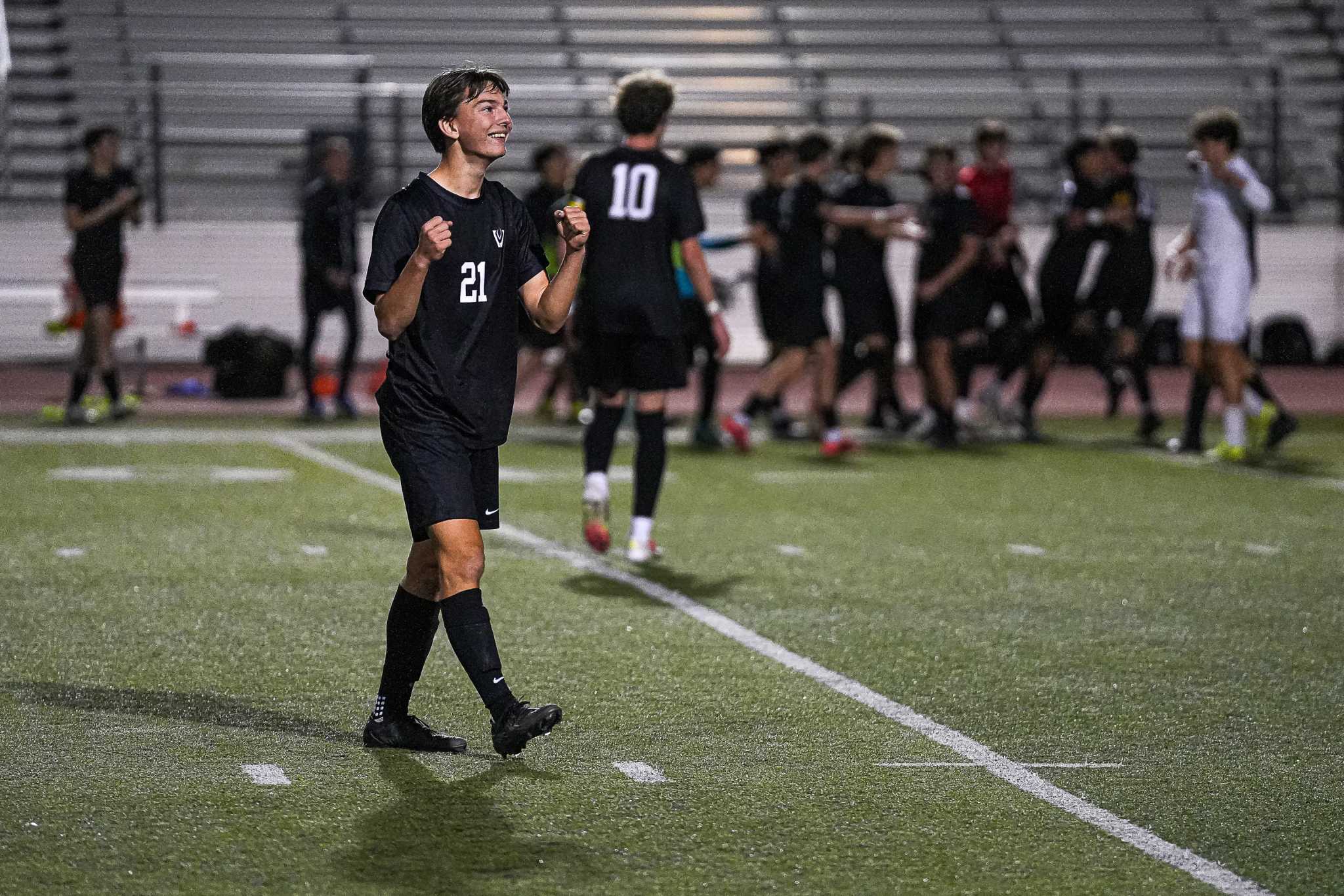 Vandegrift, Austin Achieve advance to UIL state championship games