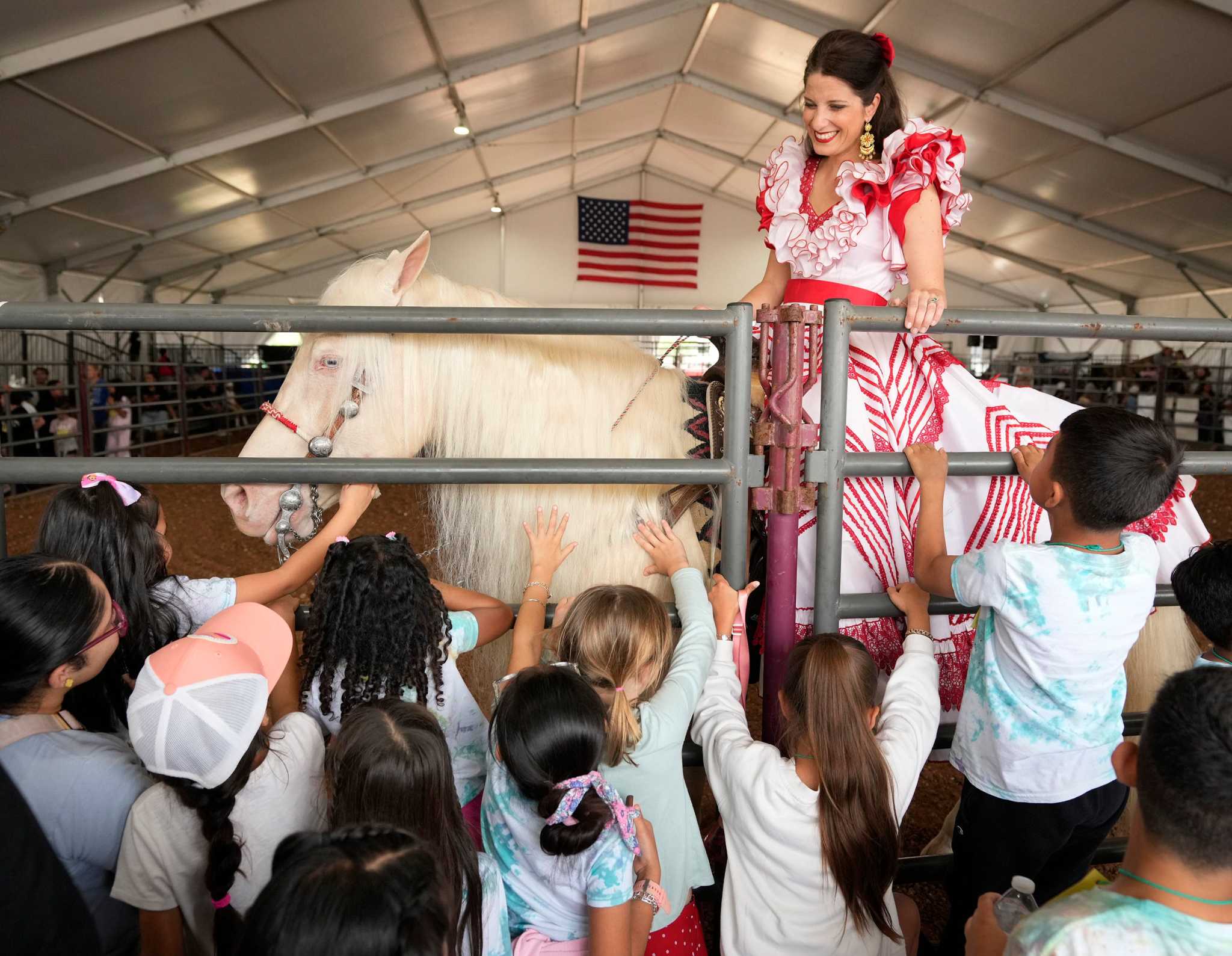 A look at all the fun inside the Rodeo Austin fair, see the photos
