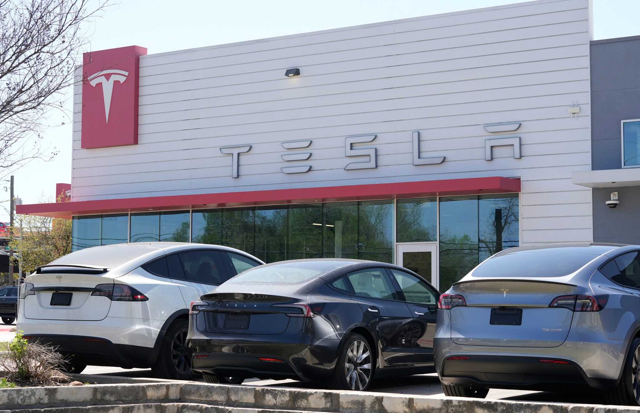 APD investigating 'incendiary device' found at Austin Tesla showroom