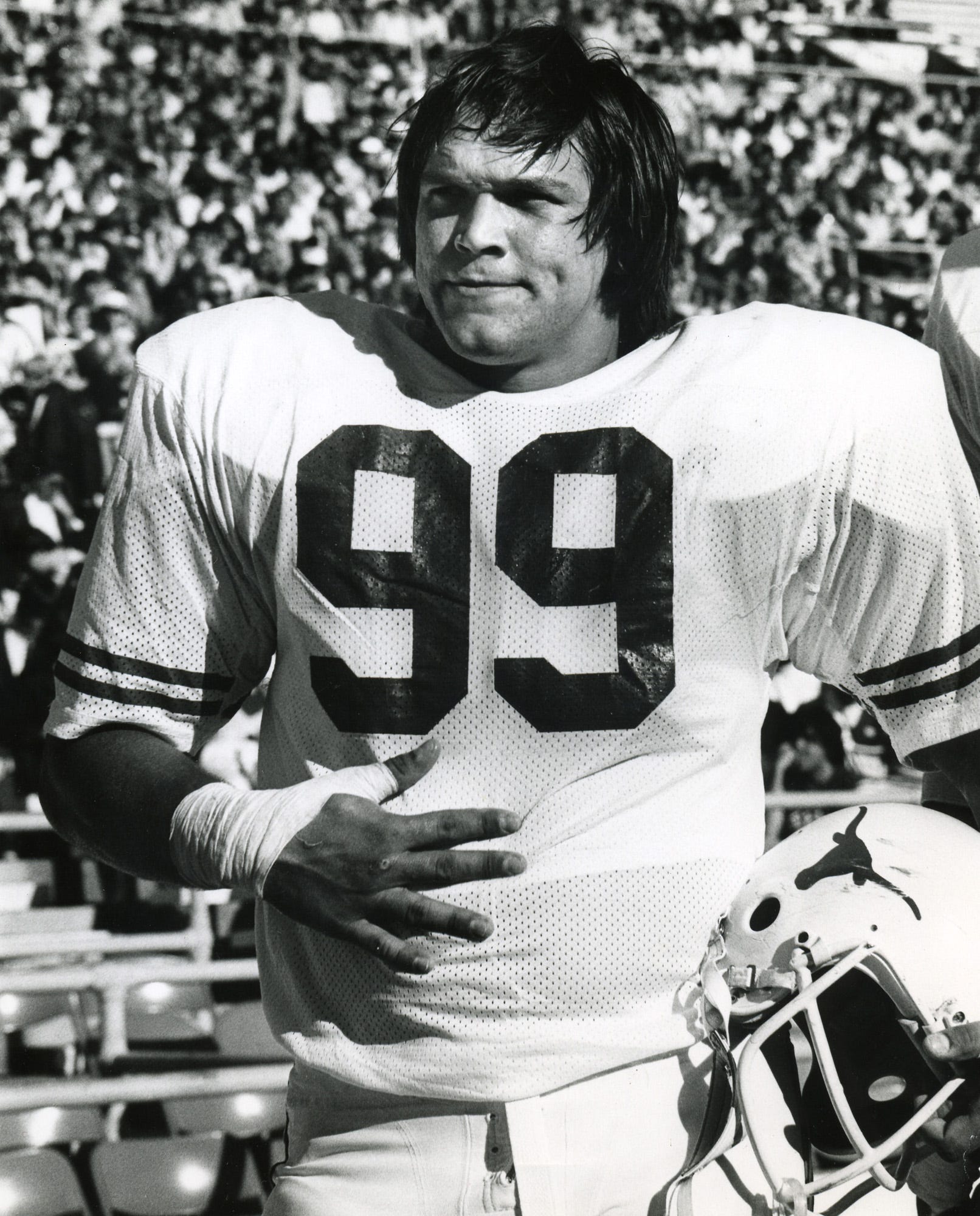 Steve McMichael photos: Best moments of former Texas star's NFL career
