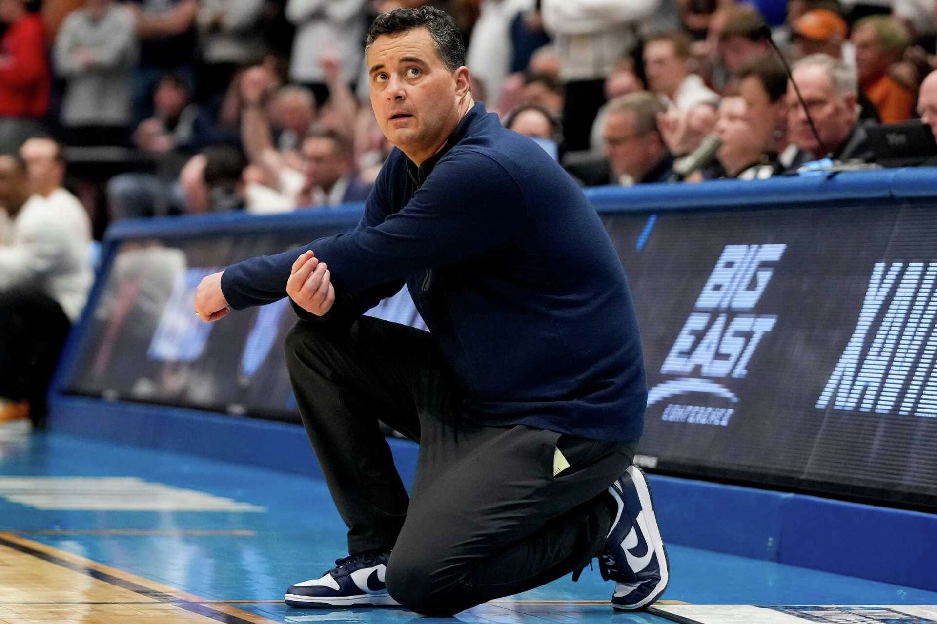 Sean Miller to replace Rodney Terry as Texas basketball coach