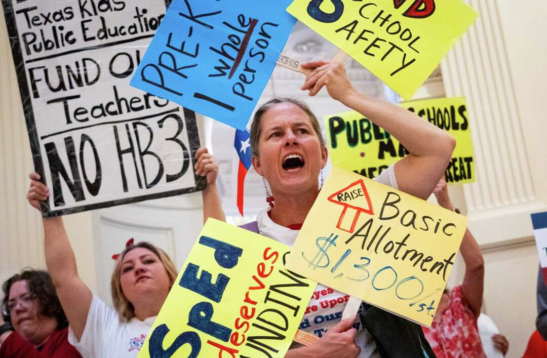 Texas school voucher bill clears Legislature, heads to Abbott's desk