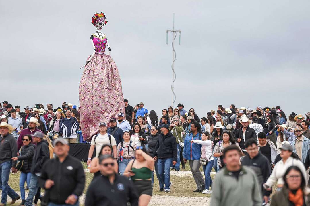 Peso Pluma, Elvis Crespo, more: 5 best things we saw at Bésame Mucho