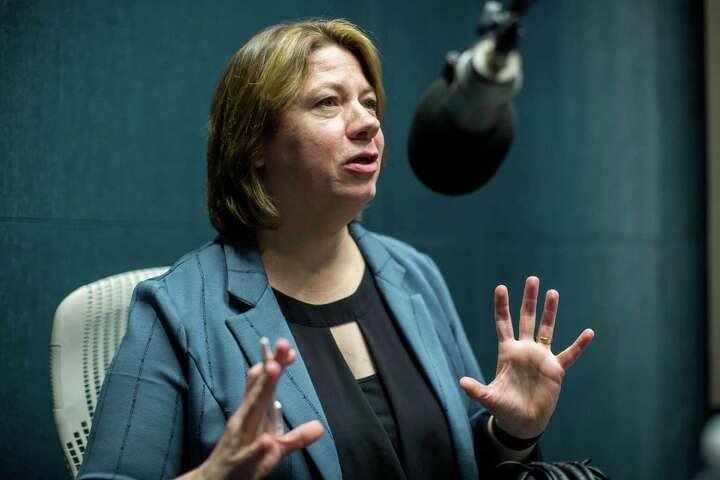 UT fires KUT general manager Debbie Hiott in Austin
